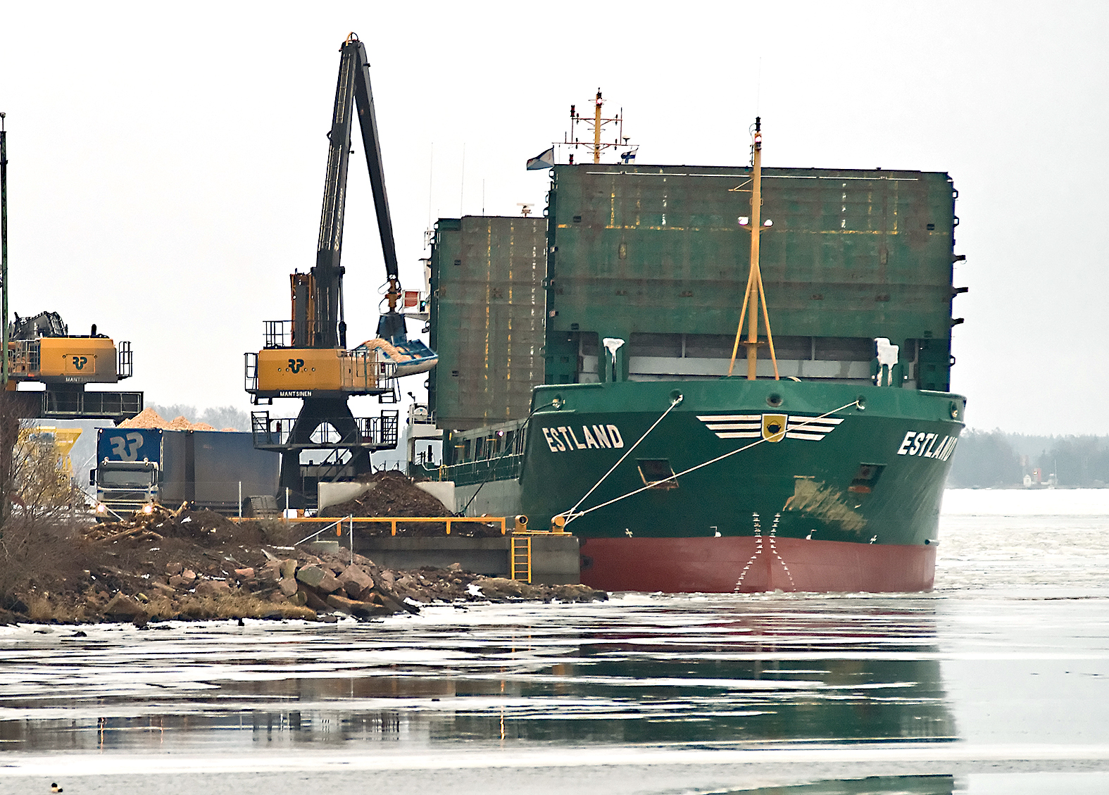 Puumarkkina | Tuonti korvannut tuontia - Metsälehti